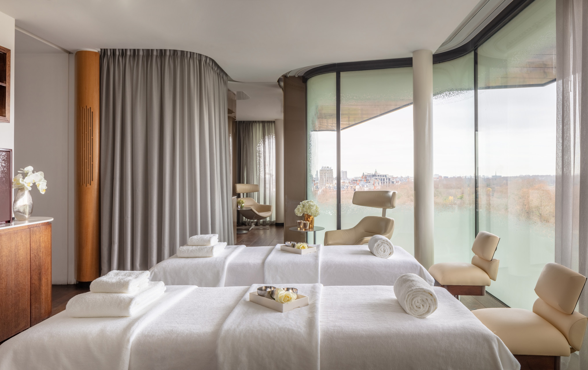 Luxury Gift Experiences | Four Seasons London at Park Lane