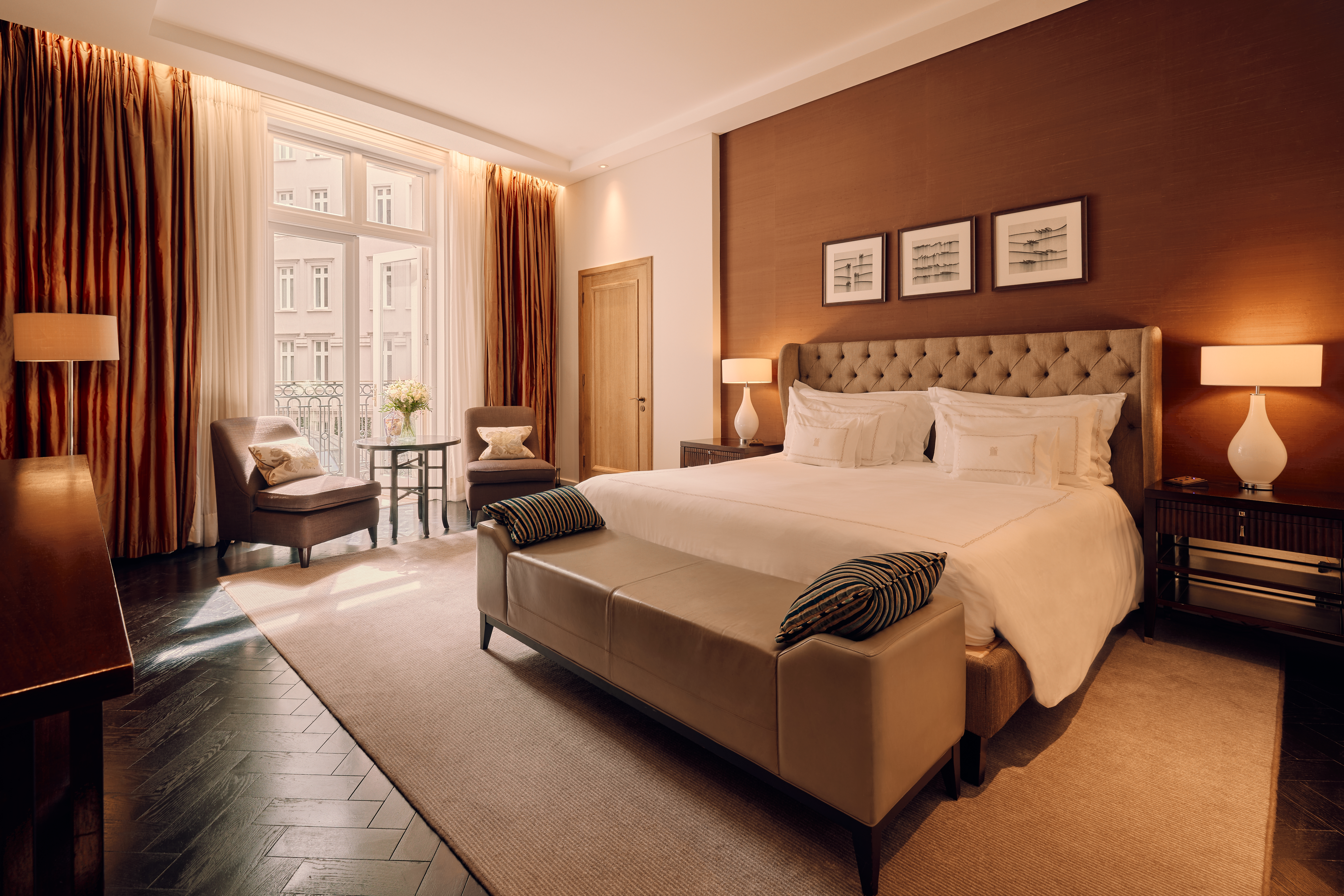 Two-night escape - Deluxe Junior Suite | Corinthia London | Hotel Offers