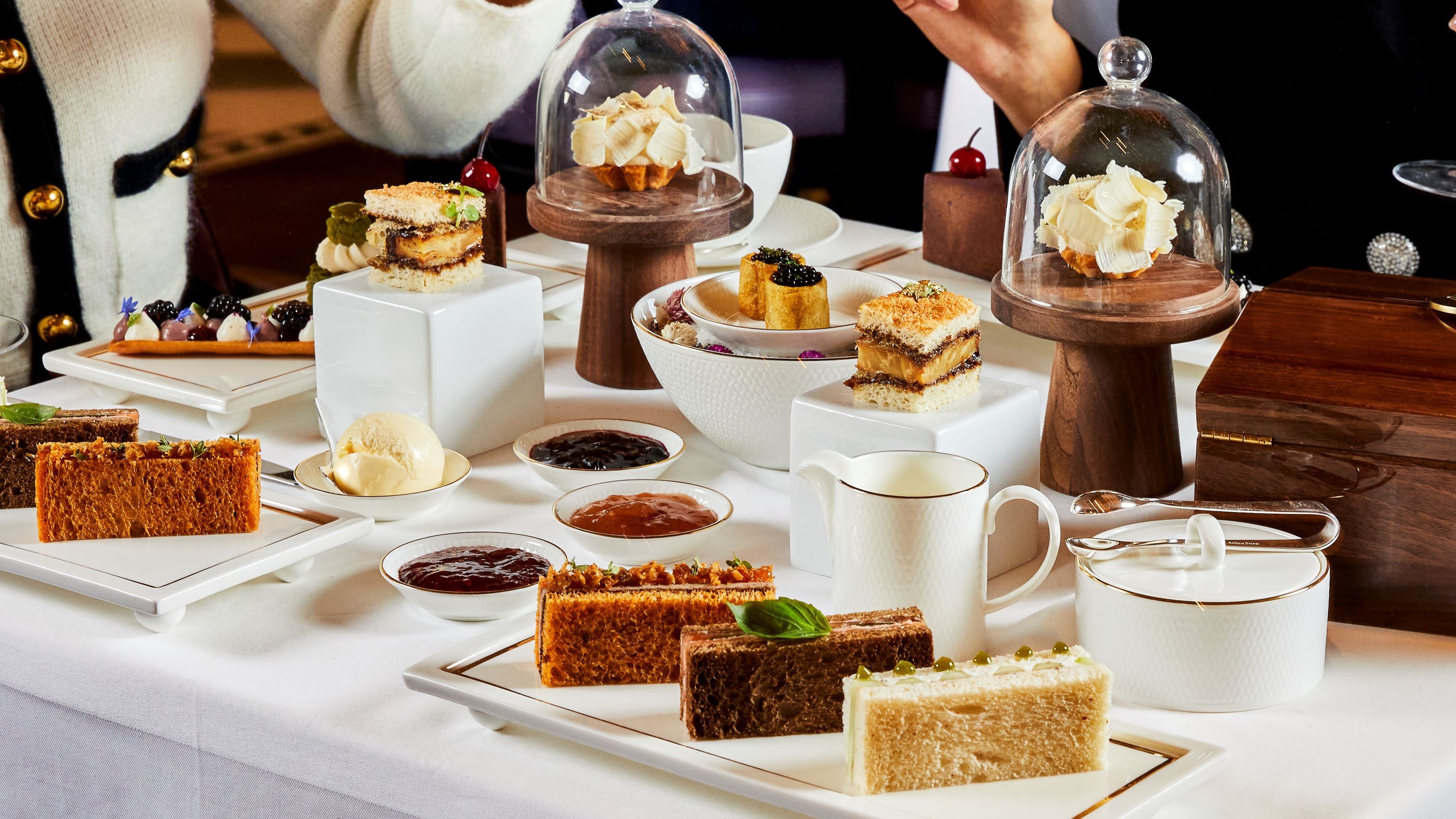 Harrods - Afternoon Tea for Two at The Georgian