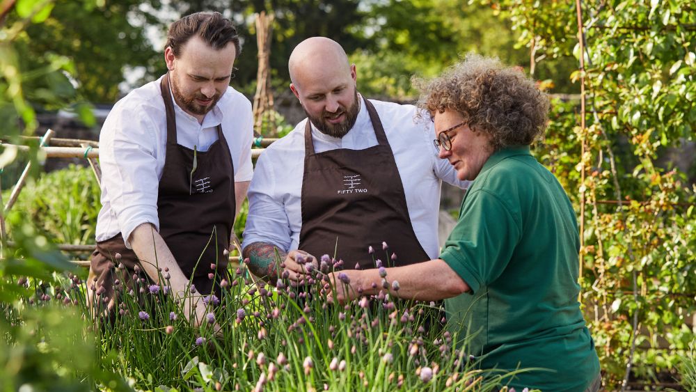 FIFTY TWO Immersive Dining Experience & Drinks Pairing for Two ...