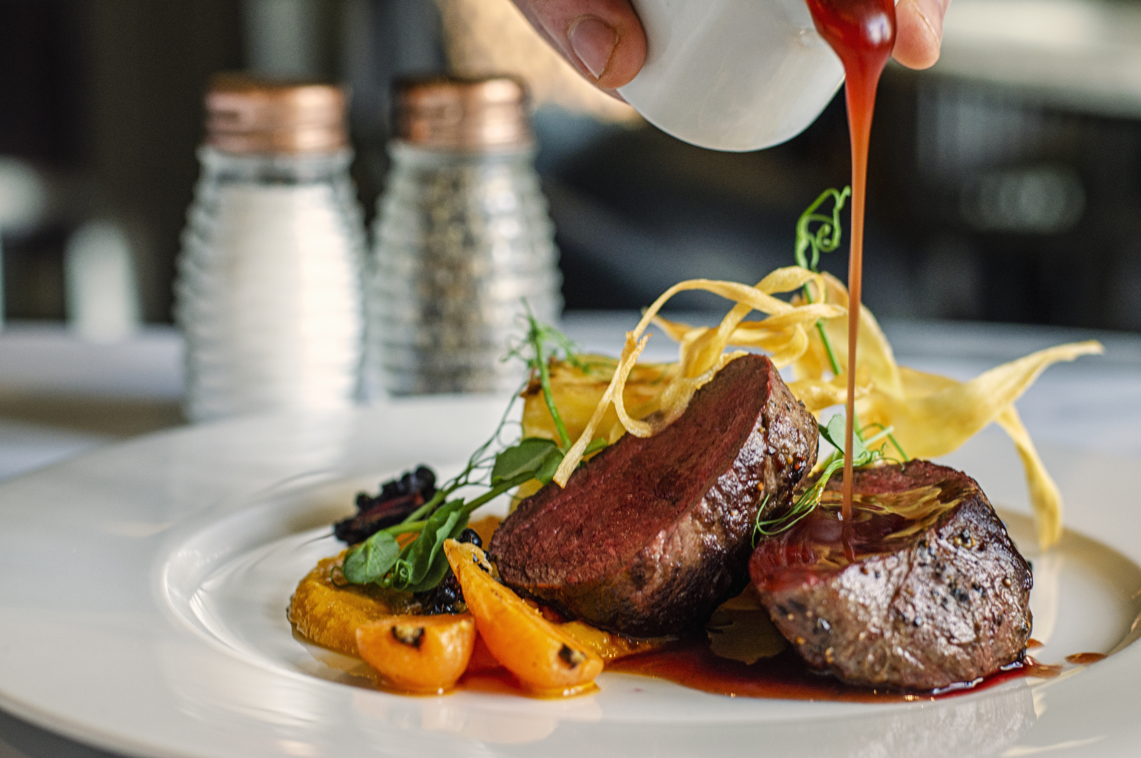 Strathaven Hotel - Flying, Dinner, Bed and Breakfast